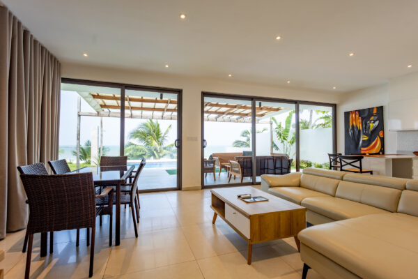 Home - Till's Beach Resort